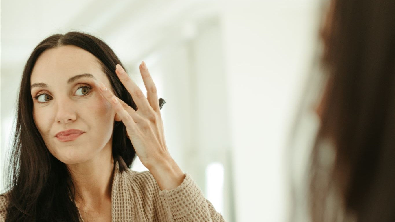 Occlusives vs. Humectants vs. Emollients: The Moisture Sandwich Explai ...